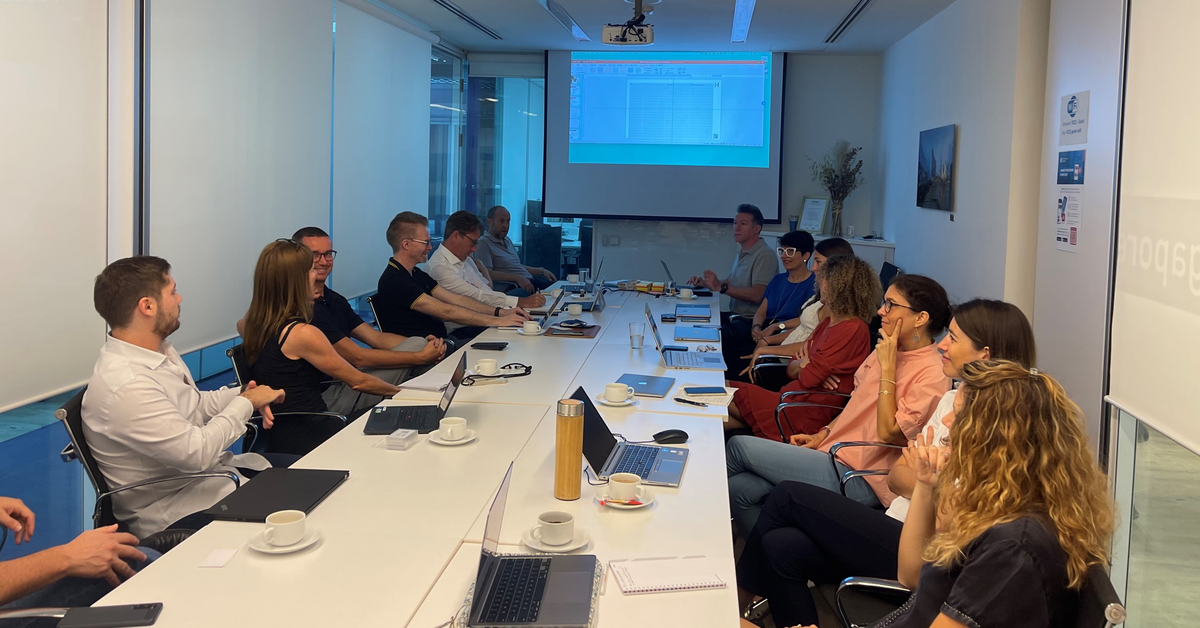 Past Event | Scale-up workshop #1 - How to win against the big guys ...